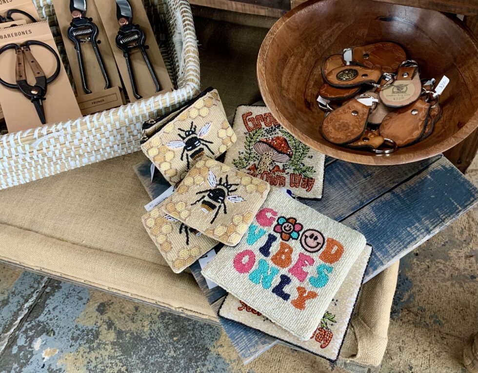 5 Ways to Sell Fashion Accessories Online | ASD Market Week